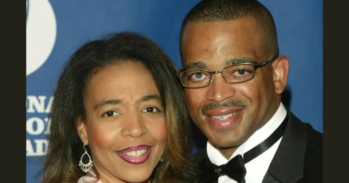 American Sportscaster And ESPN Anchor, Stuart Scott Was In Relationship ...
