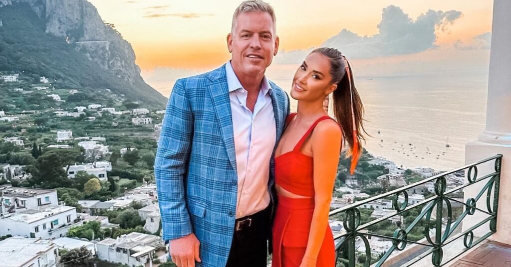 Troy Aikman Girlfriend Haley Clark Filed Lawsuit Over $3,924 Theft ...