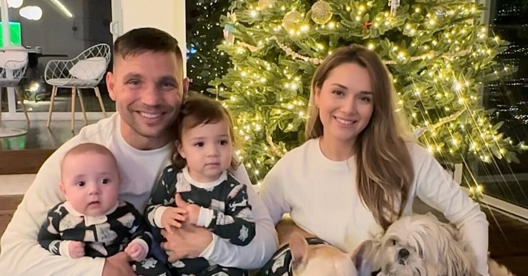 Los Angeles Rams DC, Chris Shula And His Wife Jennifer Are Parents Of A Daughter Avery And A Son ...