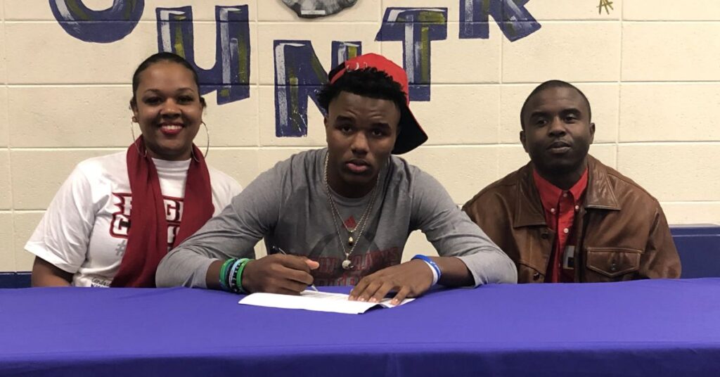 LSU Tigers WR, Kyren Lacy Credits His Parents Kenny And Kandace Who ...